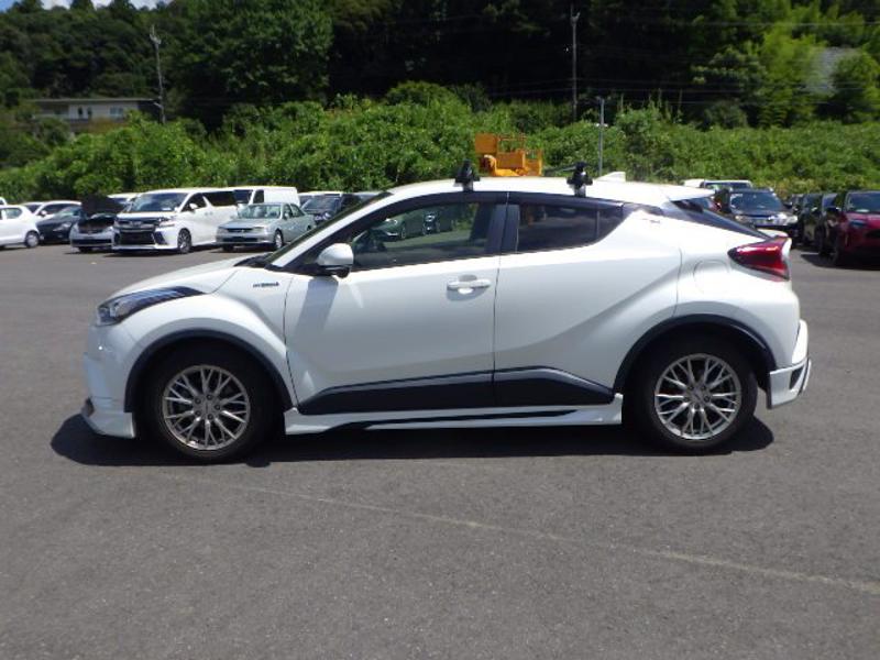 2019 CHR Hybrid aerokit | DD Auto Imports